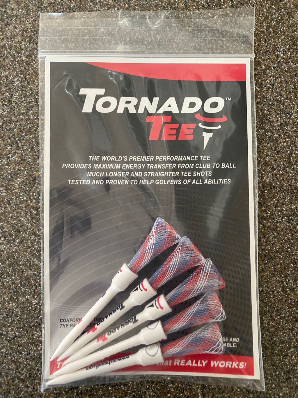 A golf tee unlike any other golf tee. – Niche Golf