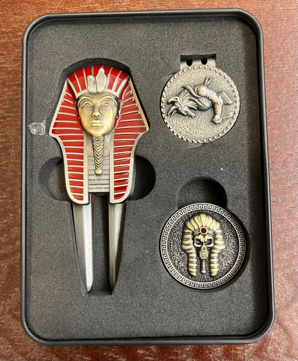 Really cool Divot Tools and Ball markers – Niche Golf