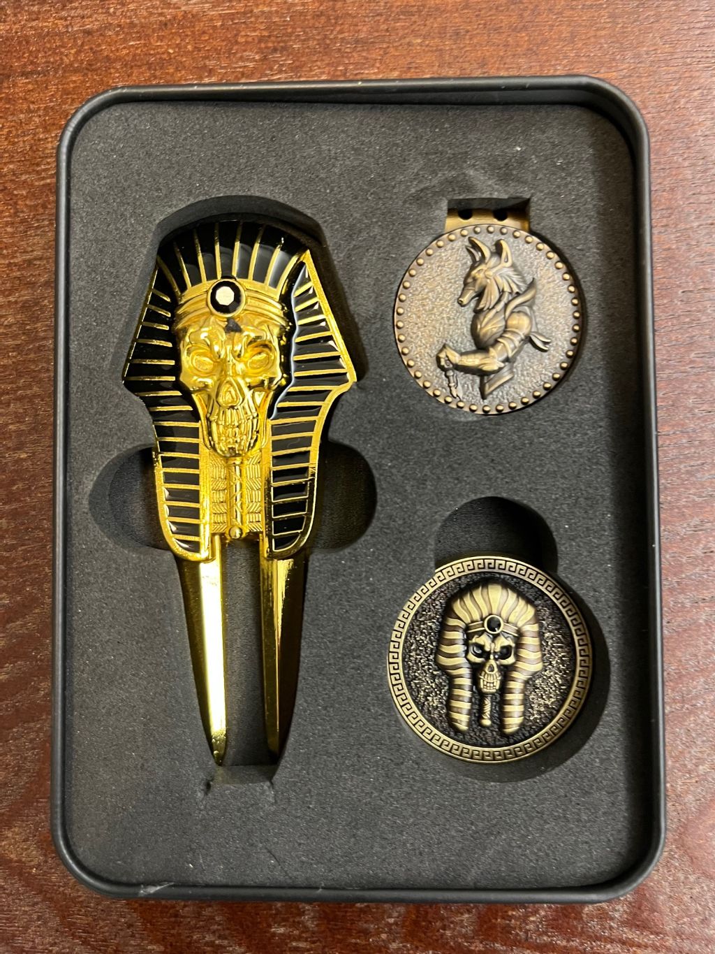 Really cool Divot Tools and Ball markers – Niche Golf